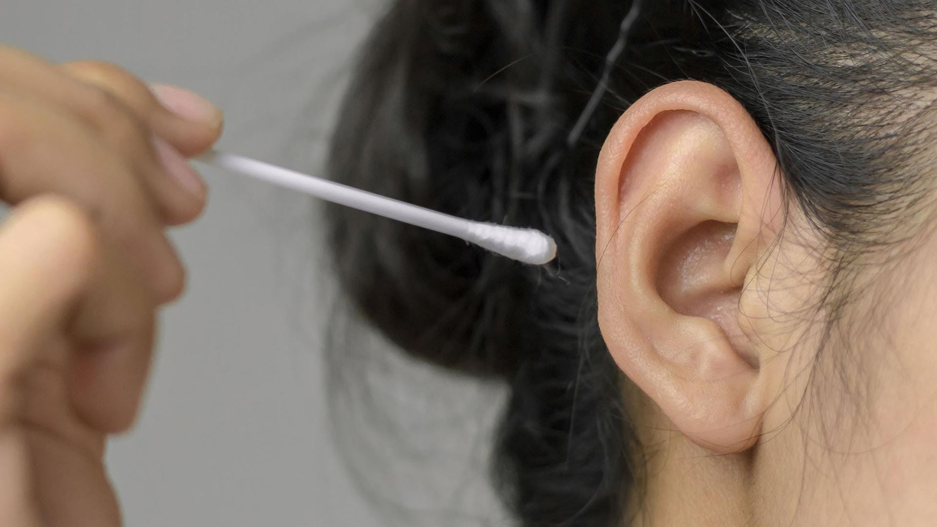 How does the ear work? The outer, middle and inner ear explained | Signia