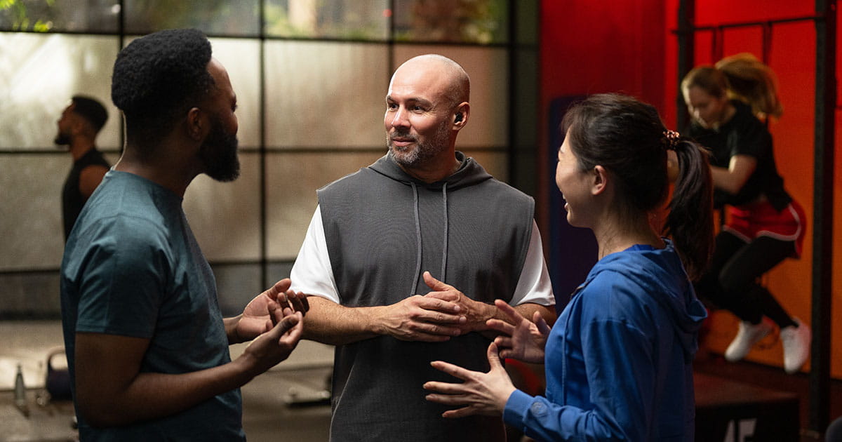 イヤフォン型補聴器 Signia Active IX | Signia