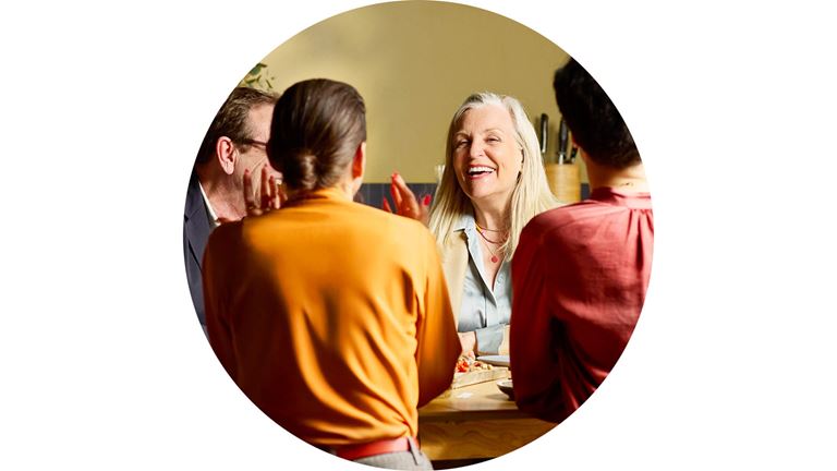 Signia Motion Charge&Go IX behind-the-ear hearing aids | Signia