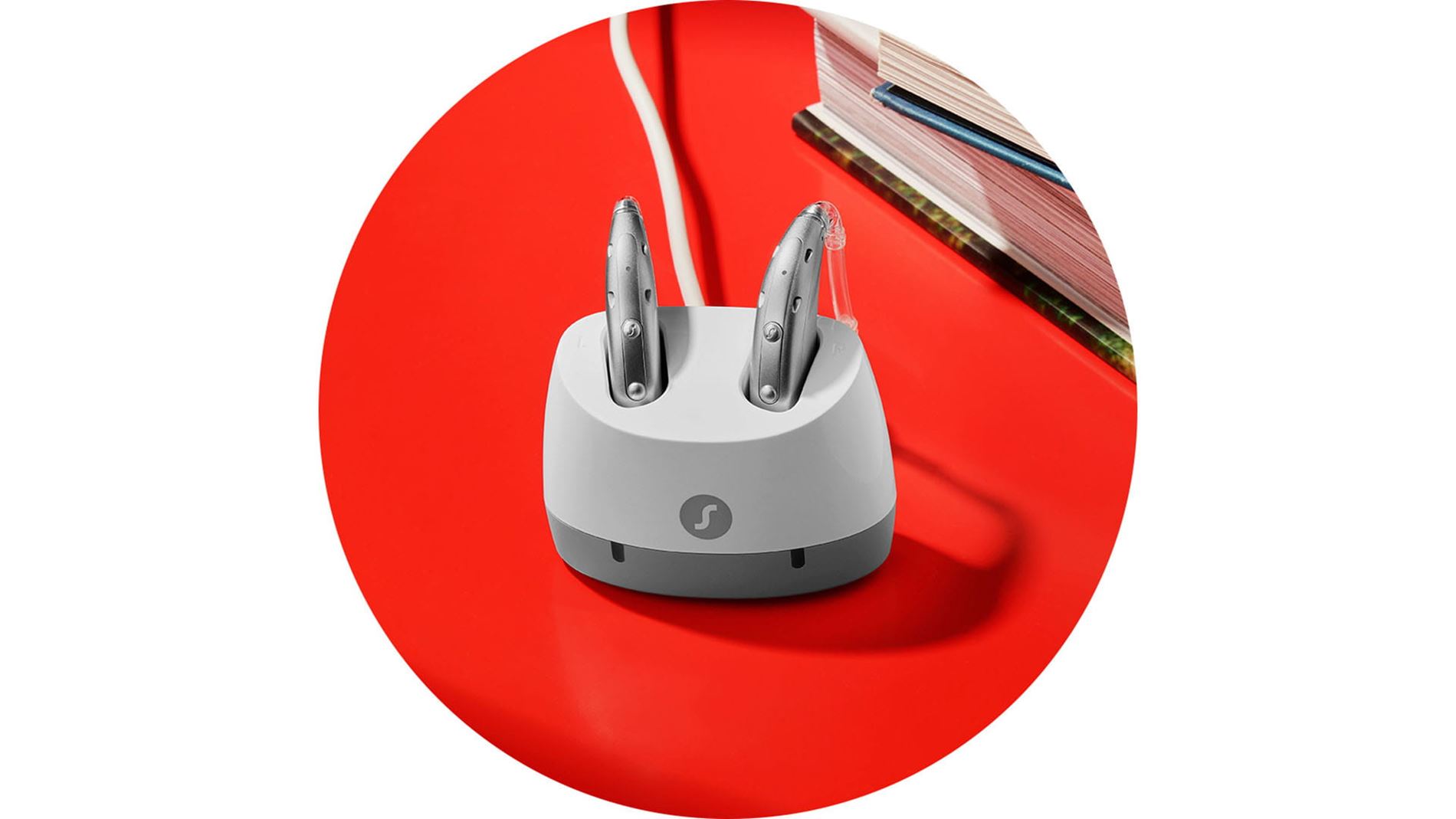 Signia Motion Charge&Go IX behind-the-ear hearing aids | Signia