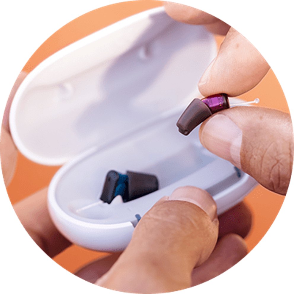 Signia Silk Charge&Go IX hearing aids | Signia